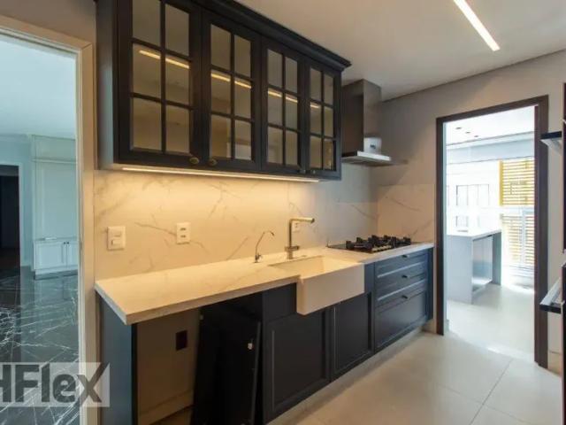 Apartamento com 3 dormitórios à venda, 137 m² por R$ 2.500.000,00 Brooklin São Paulo/SP