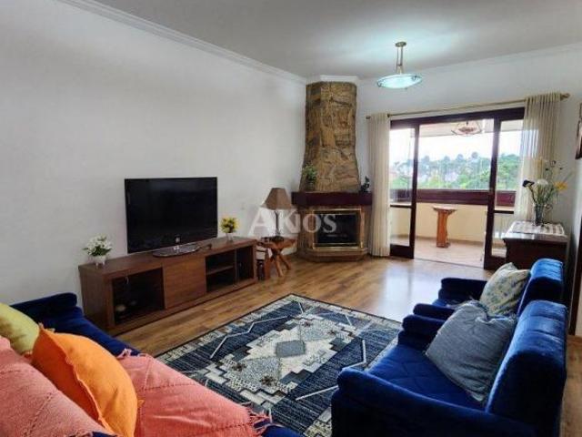 Apartamento / Venda