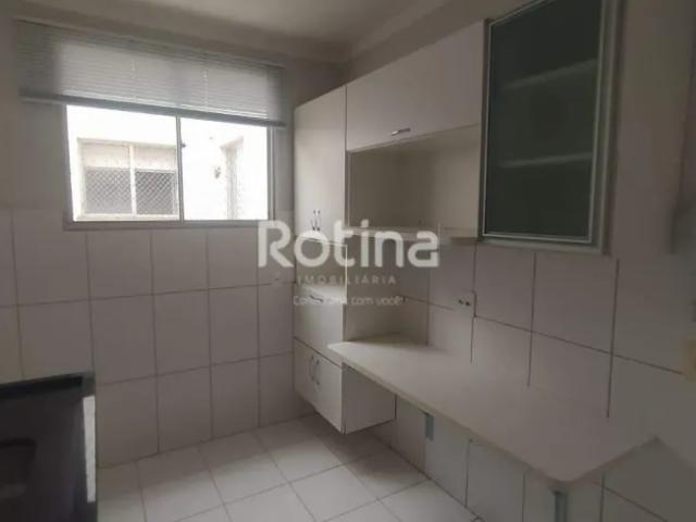 Apartamento à venda, 2 quartos, Copacabana Uberlândia/MG Rotina Imobiliária