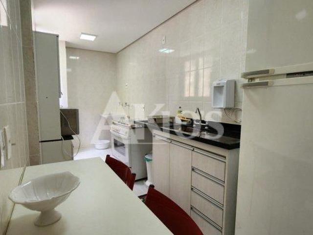Apartamento / Venda
