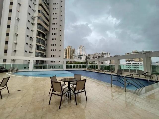 Apartamento à venda. 3 dormitórios, 3 suítes, 2 vagas, Ponta da Praia Santos/SP
