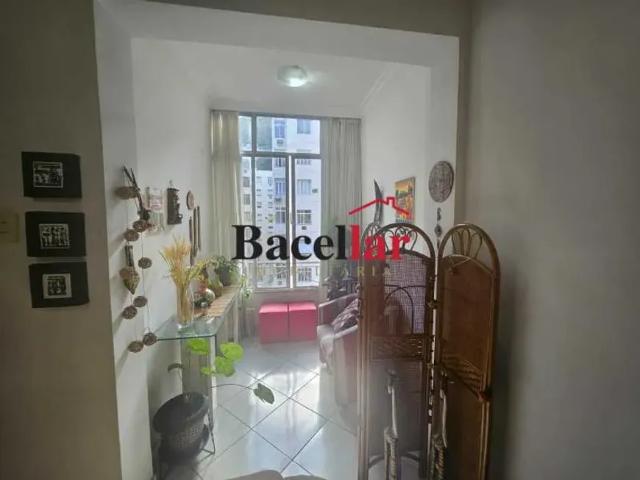 Apartamento à Venda 3 quartos em Copacabana
