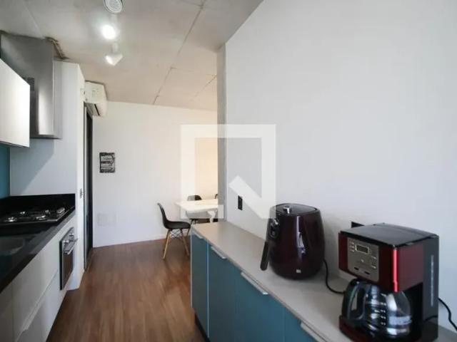Apartamento à Venda Vila Olímpia, 1 Quarto, 70 m2