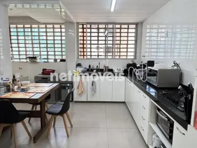 Apartamento à venda – 350 m²  | Localização privilegiada