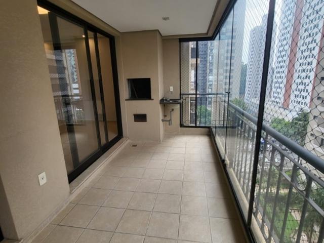 Apartamento Venda Barueri SP Alphaville Centro Industrial e Empresarial/Alphaville