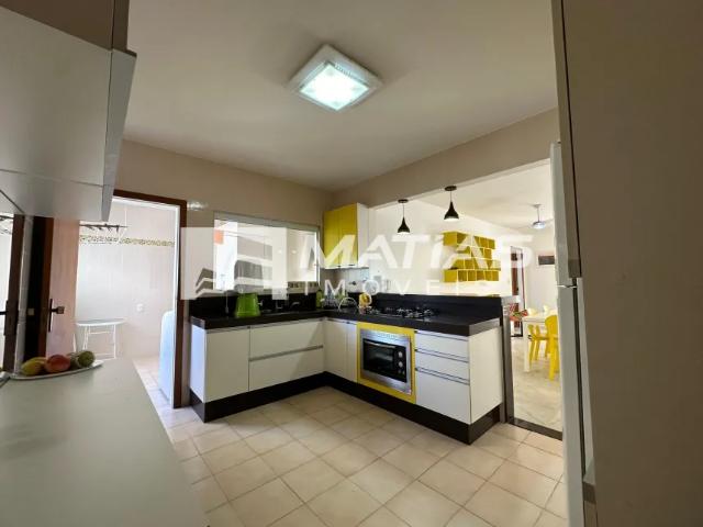 Apartamento à venda beira mar