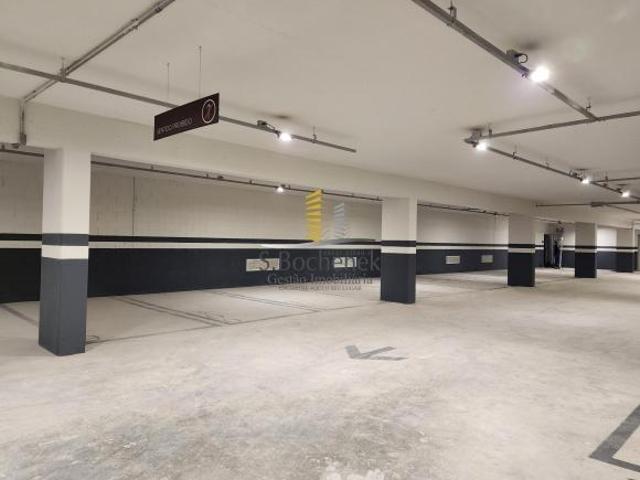 Apartamento venda Brooklin 3 suítes, andar alto, 3 vagas + depósito