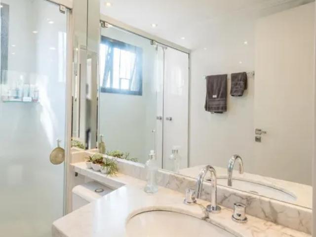 Apartamento à Venda Campo Belo, 2 Quartos, 65 m2
