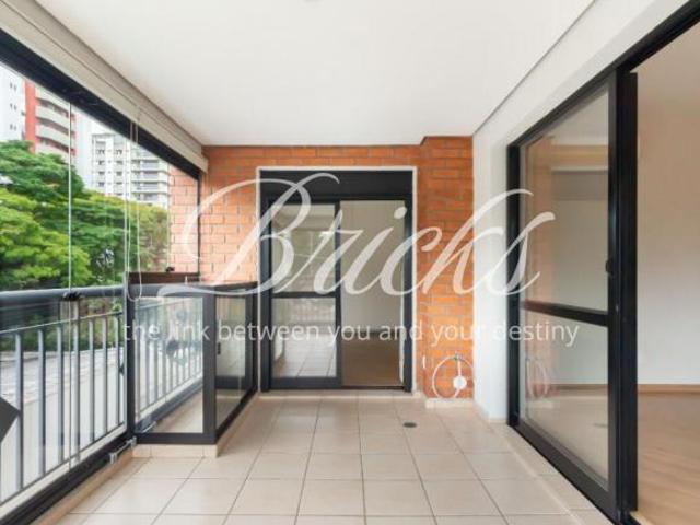 APARTAMENTO VENDA CAMPO BELO 2 VAGAS VARANDA ENVIDRAÇADA AR CONDICIONADO LAREIRA