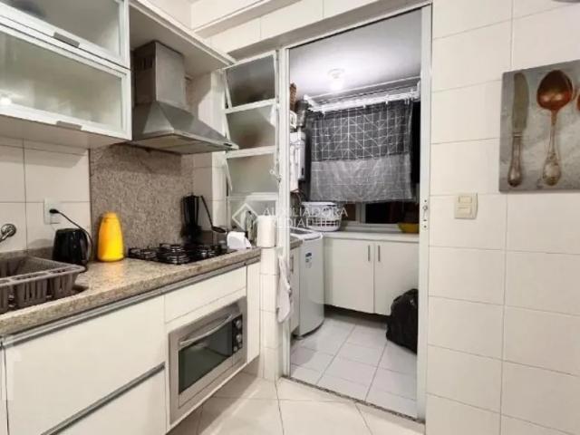 Apartamento à venda no Itacorubi com 107 m² e 3 dormitórios/quartos disponíveis