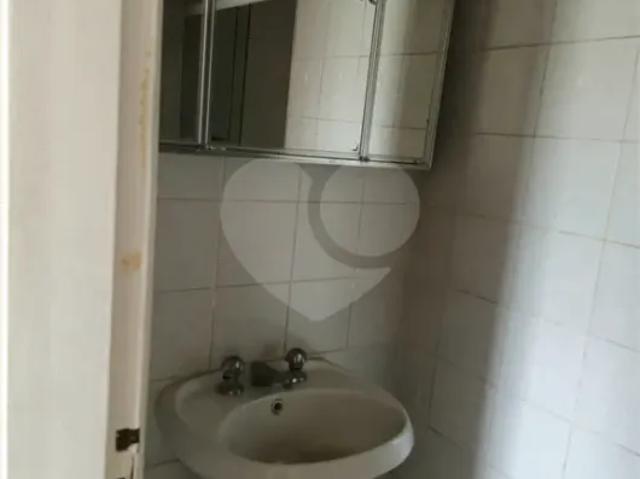 Apartamento à venda com 3 quartos, sendo 1 suíte, no condomínio Edifício Forest Park, São Paulo SP