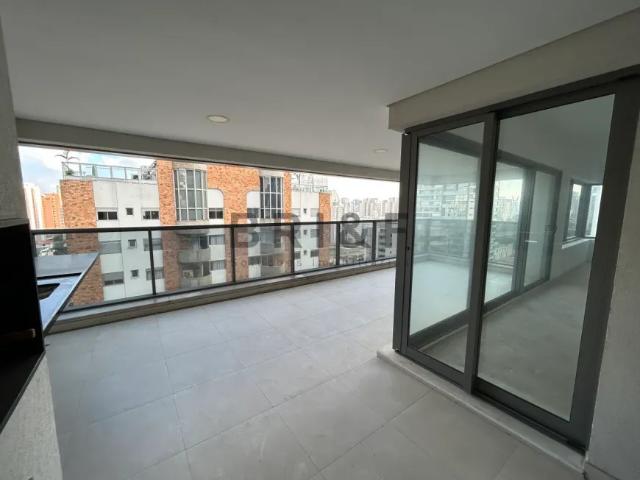 Apartamento à venda, com 3 suítes, 4 vagas, varanda gourmet, 192m² no Campo Belo