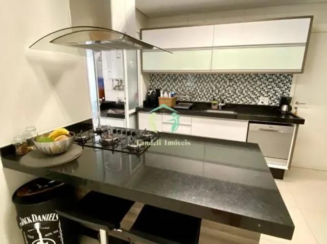 Apartamento à venda com 106m² 3 quartos, 1 suíte e 2 vagas Centro