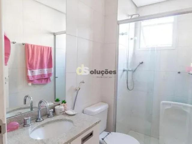 Apartamento à venda com 137m², 3 suítes e 3 vagas na Vila Olímpia, Zona Oeste de São Paulo