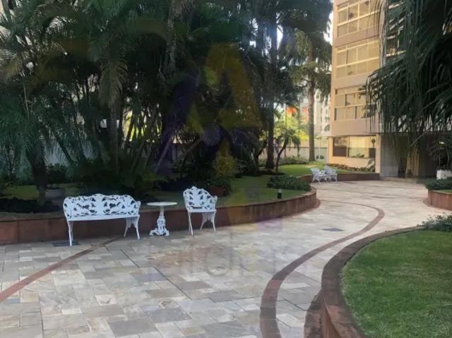 Apartamento à venda no bairro Paraíso com 145 m² e 3 dormitórios/quartos disponíveis
