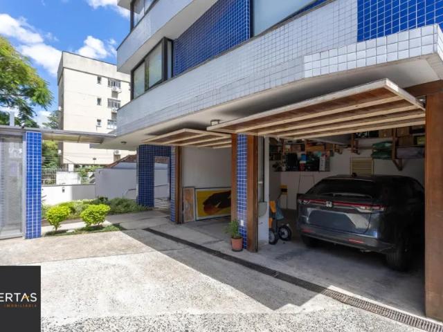 Apartamento à Venda com 2 Dormitórios 1 Suíte e 2 Vagas Cobertas Vila Ipiran