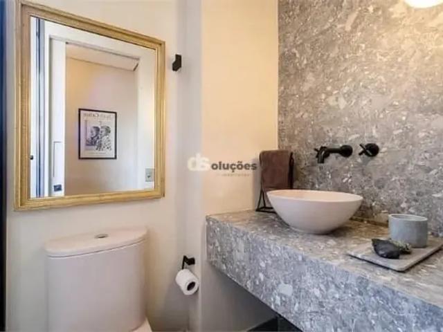 Apartamento à venda com 2 dormitórios na R. Capote Valente, Pinheiros, São Paulo, SP