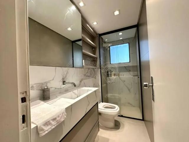 Apartamento à venda com 67 m² por R$330.000,00