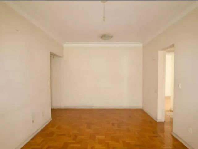 Apartamento à venda com 86m², 2 quartos, 02 banheiros, 01 lavabo e sem vaga proximo ao metro Osca