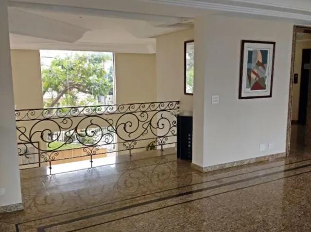 Apartamento à venda de 213 m² Vila Mariana