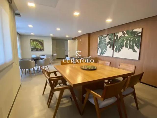Apartamento à venda, de 2 quartos e varanda na Vila Prudente