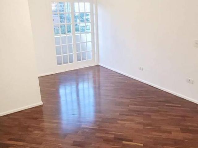 Apartamento venda e locação 2 quartos, 1 vaga, Vila Olímpia com 70m²