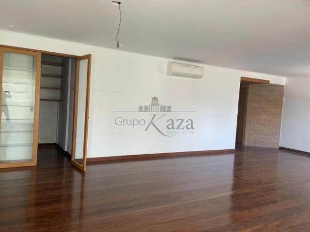 Apartamento venda e locação Vila Adyanna Residencial Ideale 4 Dormitórios 233m²