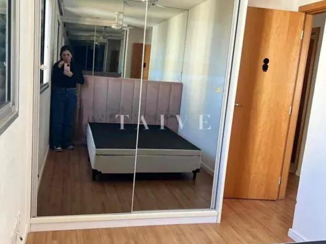 Apartamento à Venda, Edifício Florais Eco Resort, 75m² úteis, 3 quartos sendo 1 suíte, andar alto