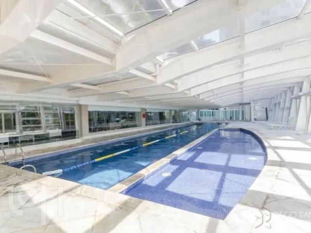 Apartamento à venda em Três Figueiras com 130 m², 3 quartos, 1 suíte, 2 vagas