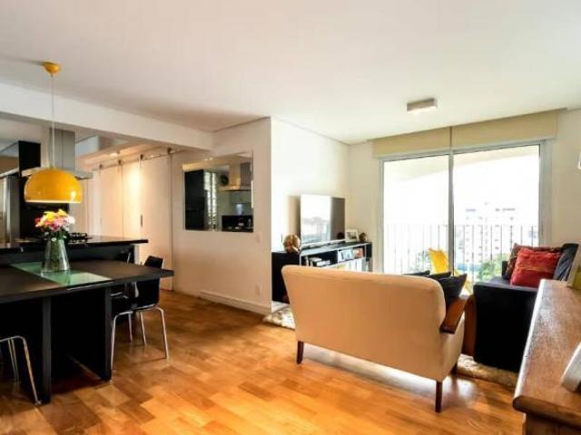 Apartamento venda em Vila Nova Conceição com 2 quartos, 1 vaga, 74m²