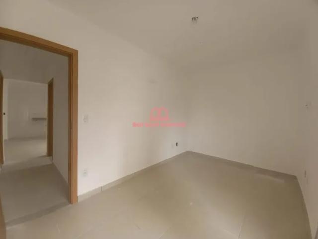 Apartamento à Venda em Vila Guilhermina, Praia Grande SP