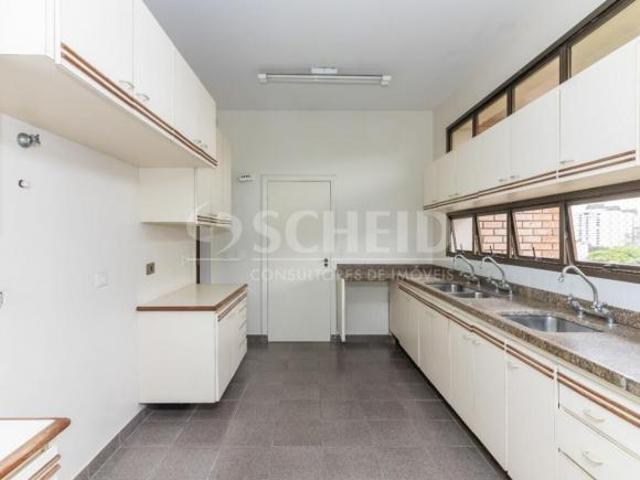 Apartamento venda em Vila Suzana com 4 quartos, sendo 4 suítes, 393m² 4 vagas