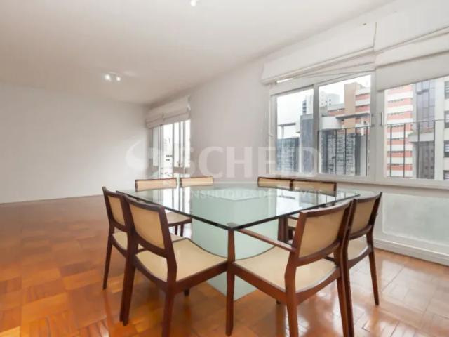 Apartamento venda em Bela Vista com 4 quartos, sendo 2 suítes, 200m² 1 vaga