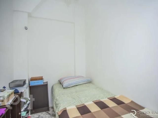 Apartamento à venda em Cidade Baixa com 76 m², 2 quartos