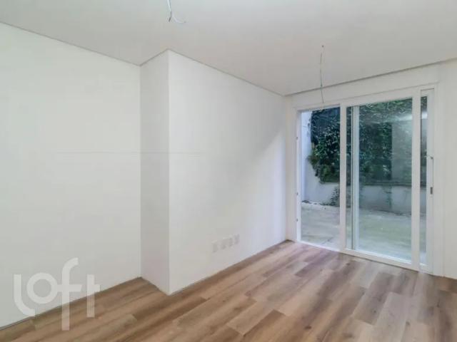 Apartamento à venda em Cristal com 248 m², 2 quartos, 2 suítes, 4 vagas