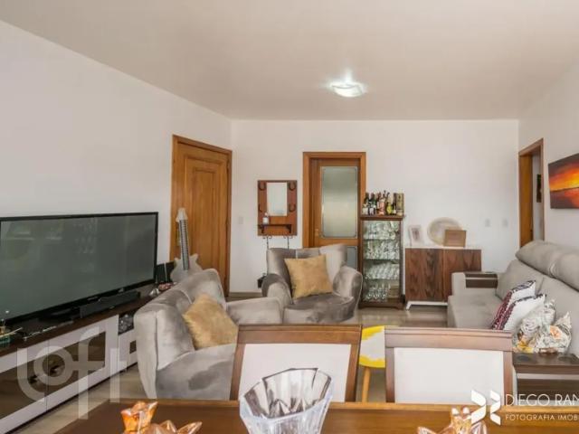 Apartamento à venda em Jardim do Salso com 77 m², 2 quartos, 1 suíte, 2 vagas