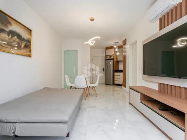 Apartamento à venda em Jurerê Tradicional em localização privilegiada