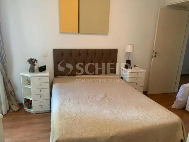 Apartamento à venda em moema