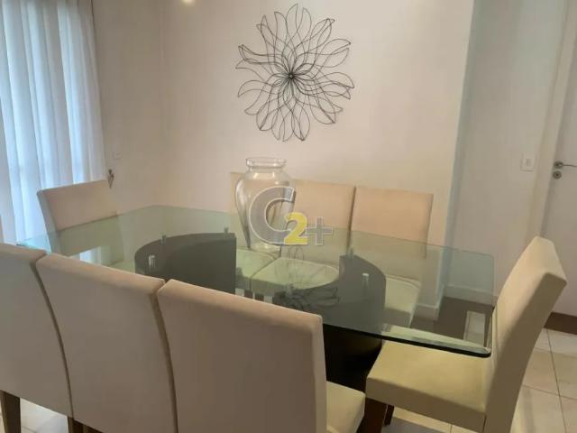 Apartamento à venda em Moema com 4 quartos, sendo 2 suítes e 3 vagas