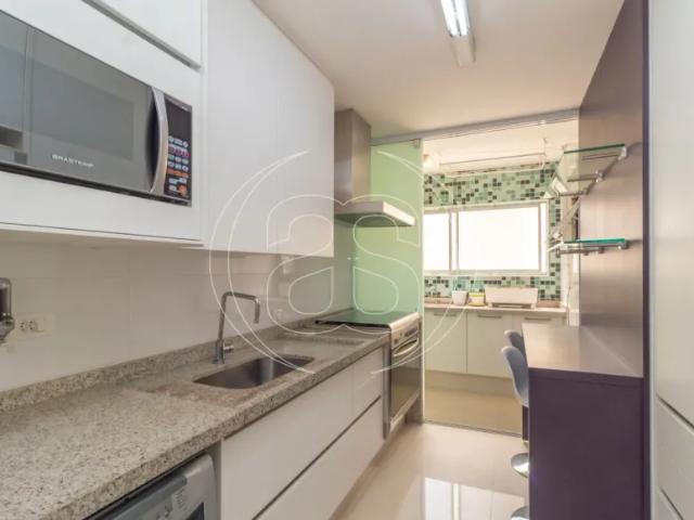 Apartamento á venda em Moema índios com 2 vagas de garagem