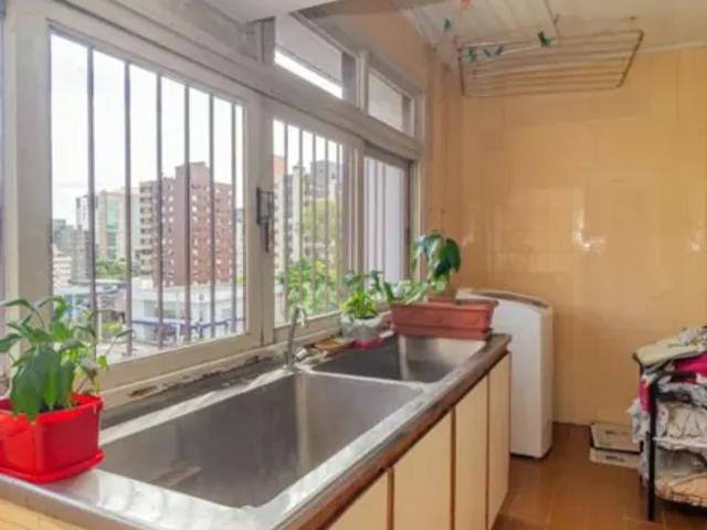 Apartamento à venda em Petrópolis com 152 m², 3 quartos, 1 suíte, 2 vagas