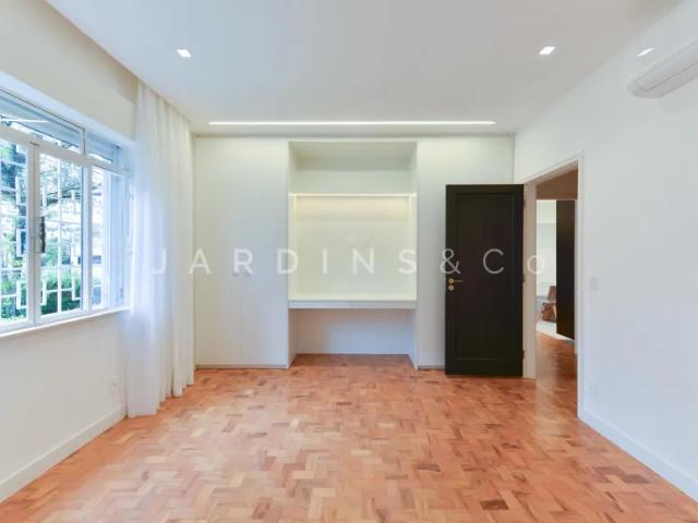 Apartamento à venda em Pinheiros