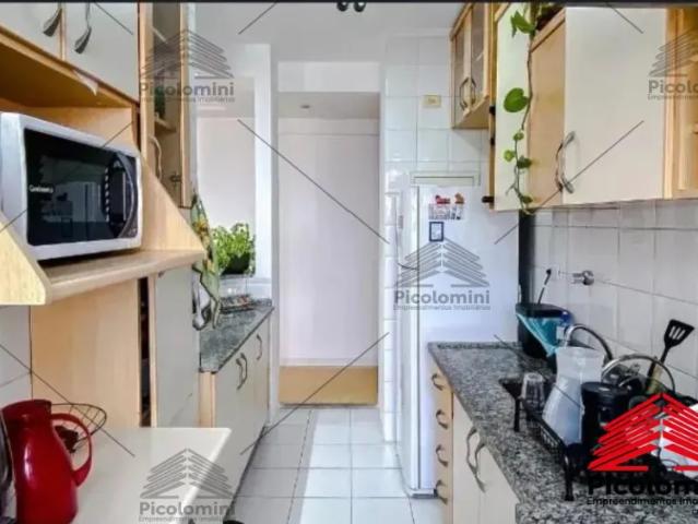 Apartamento à venda Ipiranga, 62 metros, 2 quartos, sacada, armários planejas, 1 banheiro, 2 vagas
