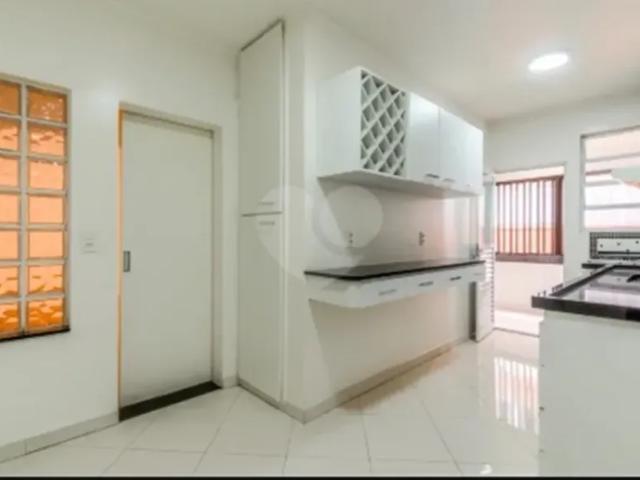 Apartamento venda Jardim Paulista, 2 quartos, 2 salas, 1 vagas. 85 m². Próximo ao metro