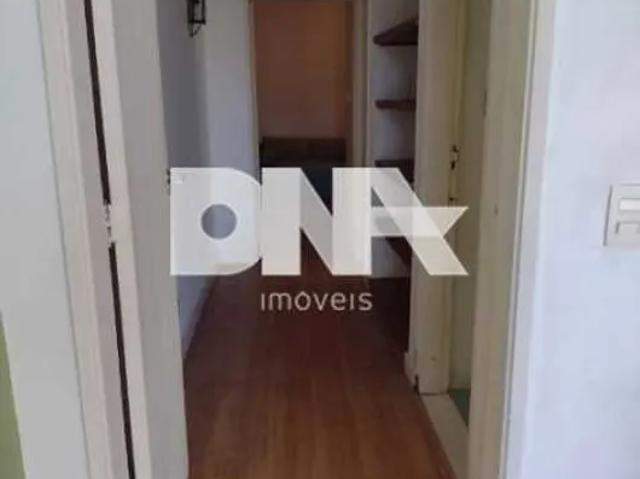 Apartamento: / Residencial / Lagoa