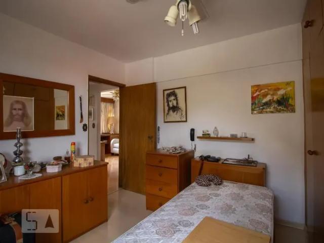 Apartamento à Venda Moema, 2 Quartos, 75 m2