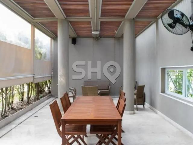 Apartamento à venda na Vila Anastácio
