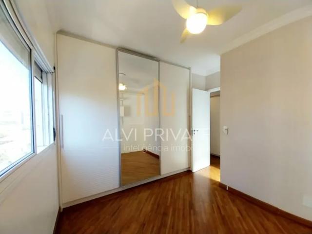 Apartamento à venda na Vila Romana 3 suítes varanda gourmet