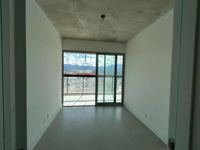 Apartamento à venda na Avenida José Luiz Ferraz, Recreio dos Bandeirantes, Rio de Janeiro RJ