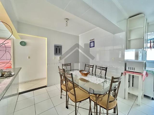 Apartamento à Venda na Pitangueiras no Guarujá | Pé Na Areia Imóveis Guarujá